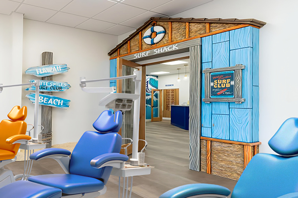 Beachy Office Adventures: 13 Kid-Friendly Beach Theme Office Ideas for ...
